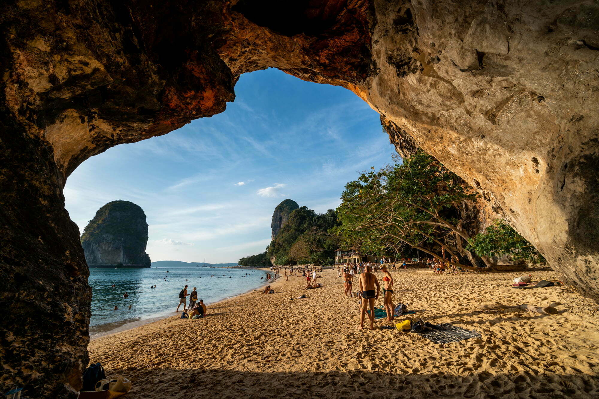 Railay Beach: 7 Highlights für deinen Besuch + Reisetipps