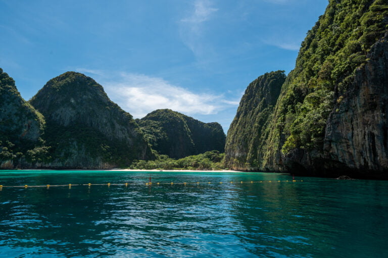 Maya Bay: Lohnt sich "The Beach" auf Koh Phi Phi Leh wieder?